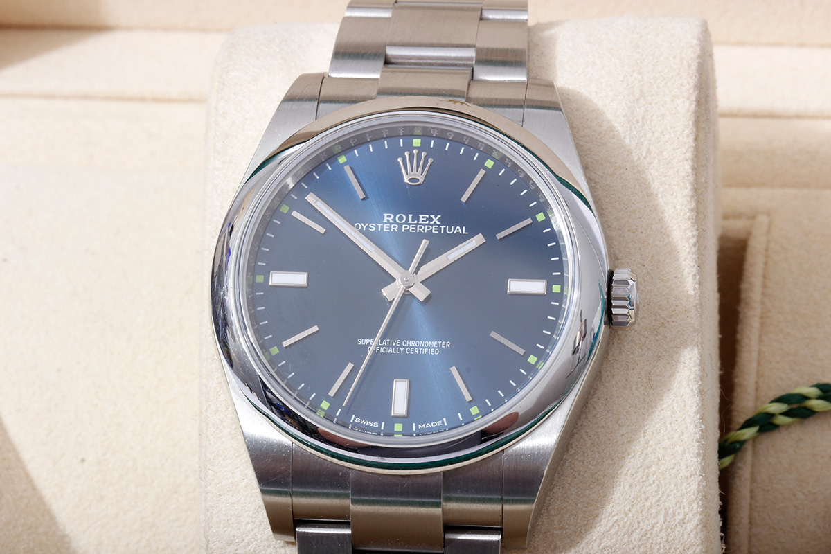 Rolex Oyster 114300 neuwertig Fullset Blue / Green Traum Uhr | Juwelier ...